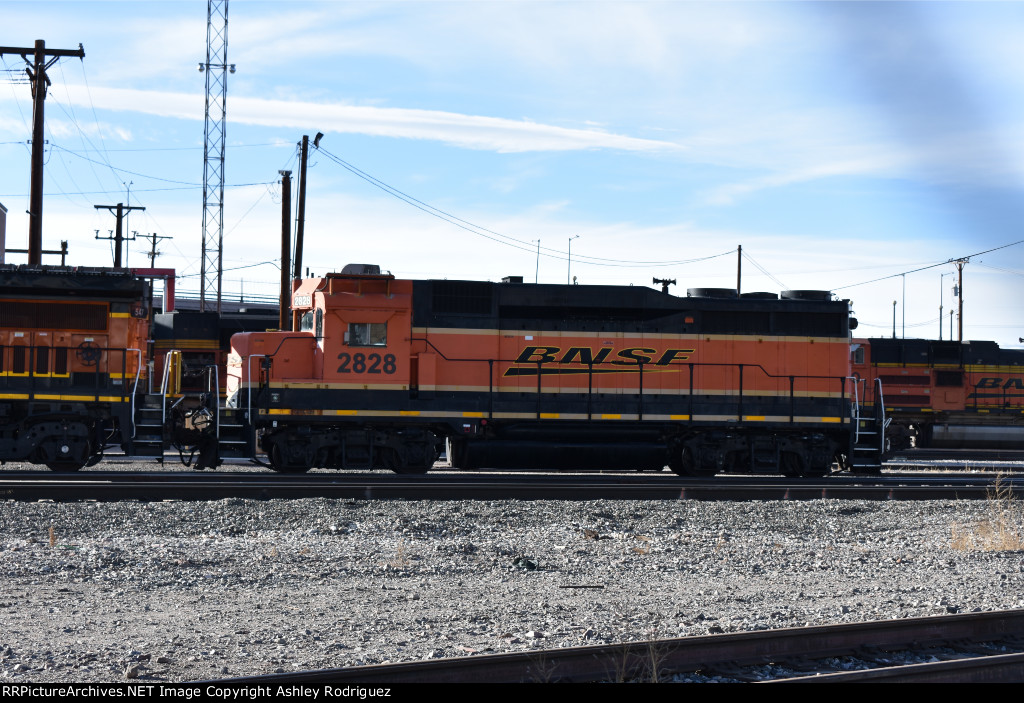 BNSF 2828